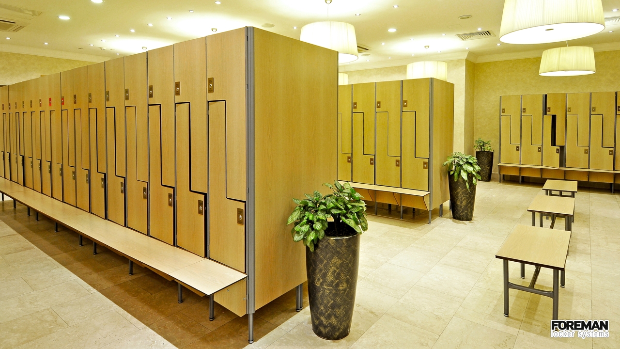 Wood Look Gallery - FOREMAN® Locker Systems